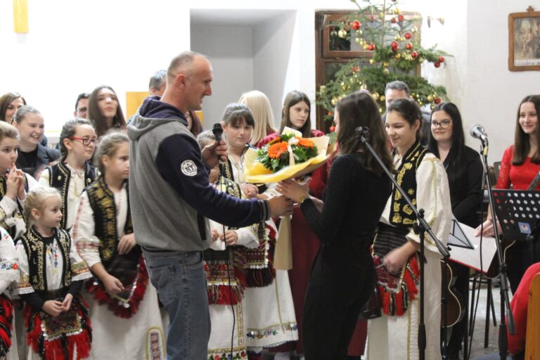 kud bijela slika - RNU "Radio Brčko" Brčko distrikt BiH