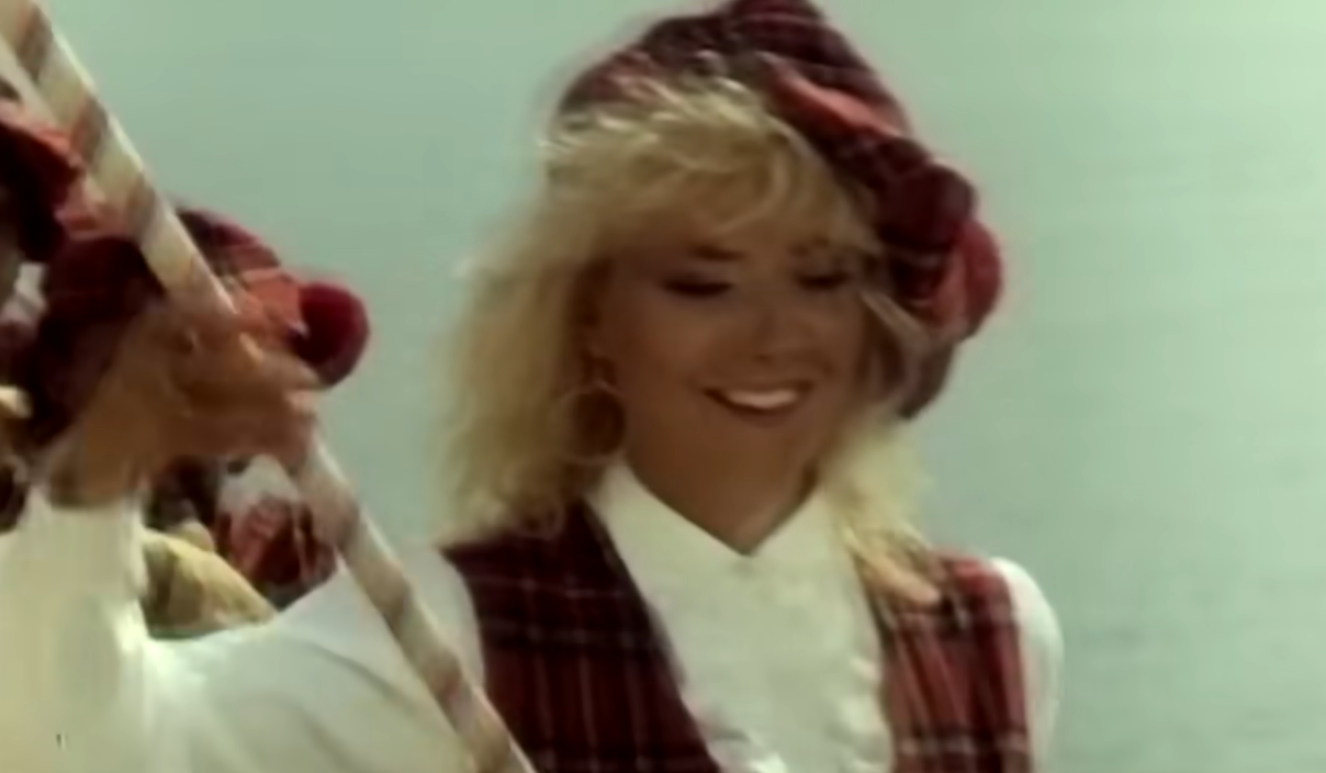 Lepa Brena - Hajde da se volimo
