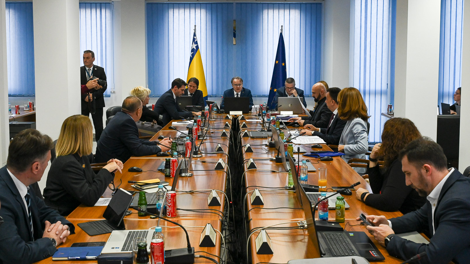 Vlada Federacije Mostar foto Vlada FBiH - RNU "Radio Brčko" Brčko ...